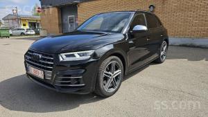 Black Audi Q5 2017 in Limbazi, with an engine capacity of 3.00 L and mileage of 197 thousand km for 28900 €, photo 1 on AUTOMOTO.COM.LV