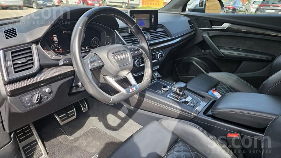 Black Audi Q5 2017 in Limbazi, with an engine capacity of 3.00 L and mileage of 197 thousand km for 28900 €, photo 10 on AUTOMOTO.COM.LV