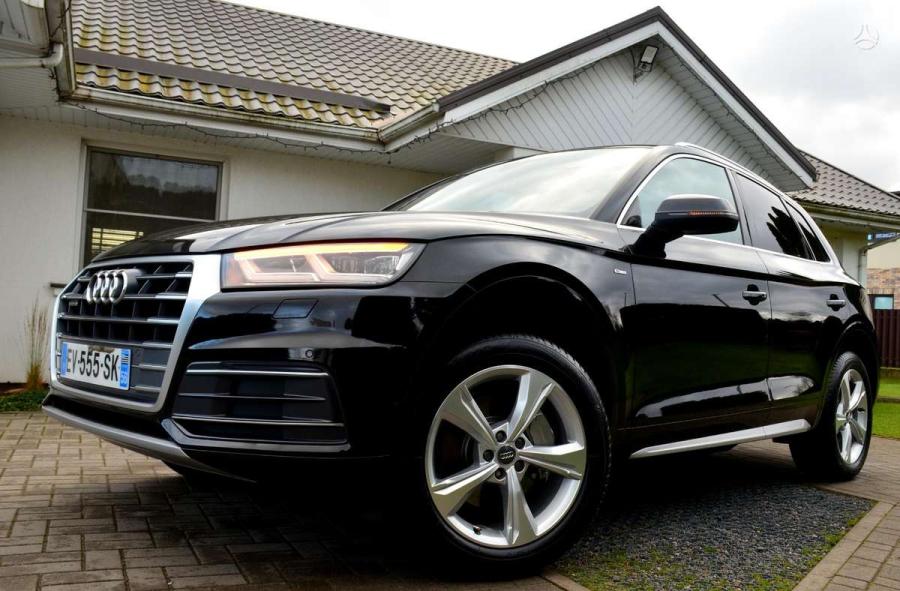 Black Audi Q5 2017 in Kaunas, with an engine capacity of 2.00 L and mileage of 233 thousand km for 22350 €, photo 7 on AUTOMOTO.COM.LV