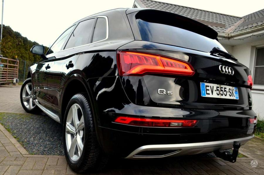 Black Audi Q5 2017 in Kaunas, with an engine capacity of 2.00 L and mileage of 233 thousand km for 22350 €, photo 19 on AUTOMOTO.COM.LV