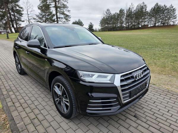 Black Audi Q5 2017 in Telschi, with an engine capacity of 1.98 L and mileage of 218 thousand km for 18800 €, photo 2 on AUTOMOTO.COM.LV
