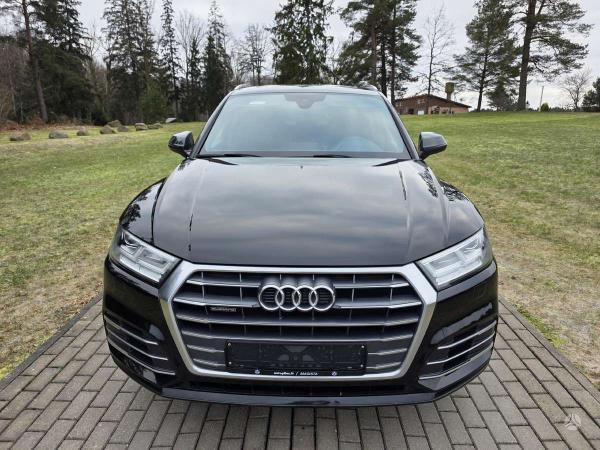 Black Audi Q5 2017 in Telschi, with an engine capacity of 1.98 L and mileage of 218 thousand km for 18800 €, photo 5 on AUTOMOTO.COM.LV