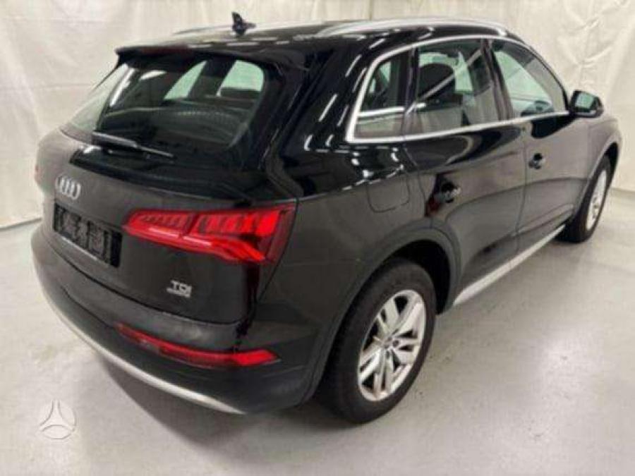 Melns Audi Q5 2017 Utena, ar dzinēja tilpumu 2.00 L un nobraukumu 270 tūkst. km par 17950 €, foto 3 vietnē AUTOMOTO.COM.LV