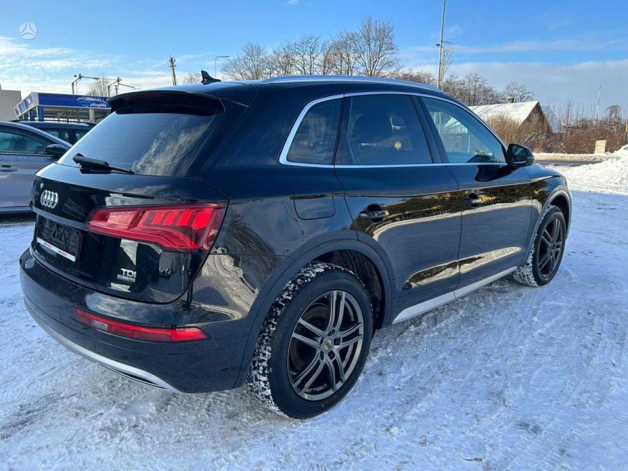 Black Audi Q5 2017 in Taurage, with an engine capacity of 1.97 L and mileage of 239 thousand km for 20500 €, photo 4 on AUTOMOTO.COM.LV