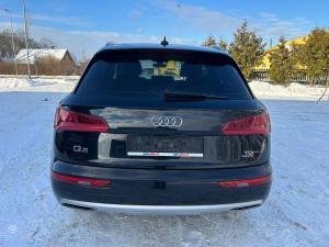 Black Audi Q5 2017 in Taurage, with an engine capacity of 1.97 L and mileage of 239 thousand km for 20500 €, photo 5 on AUTOMOTO.COM.LV