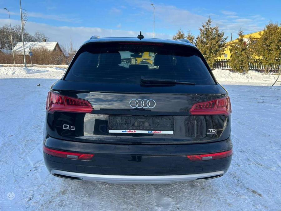 Black Audi Q5 2017 in Taurage, with an engine capacity of 1.97 L and mileage of 239 thousand km for 20500 €, photo 5 on AUTOMOTO.COM.LV