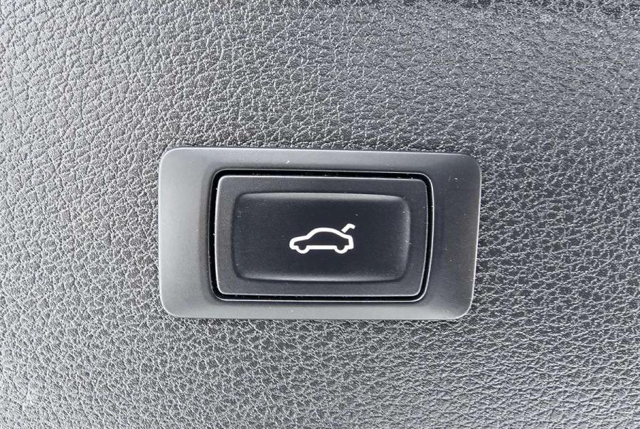 Черный Ауди Ку 5 2017 в Утена, объемом двигателя 2.00 л и пробегом 279 тыс. км за 17950 €, фото 38 на AUTOMOTO.COM.LV