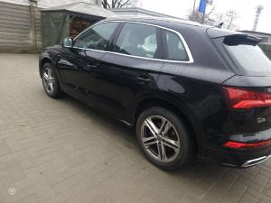 Black Audi Q5 2017 in Kaunas, with an engine capacity of 2.00 L and mileage of 237 thousand km for 14800 €, photo 14 on AUTOMOTO.COM.LV