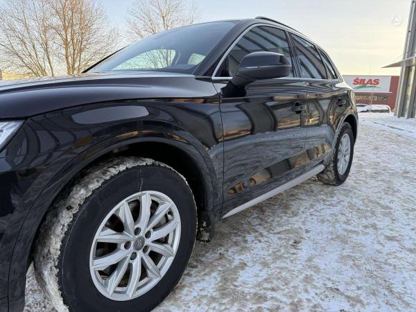 Melns Audi Q5 2017 Viļņa, ar dzinēja tilpumu 2.00 L un nobraukumu 294 tūkst. km par 17500 €, foto 8 vietnē AUTOMOTO.COM.LV