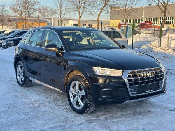 Black Audi Q5 2017 in Klaipeda, with an engine capacity of 2.00 L and mileage of 254 thousand km for 19900 €, photo 7 on AUTOMOTO.COM.LV