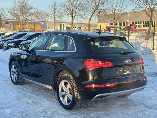 Black Audi Q5 2017 in Klaipeda, with an engine capacity of 2.00 L and mileage of 254 thousand km for 19900 €, photo 11 on AUTOMOTO.COM.LV