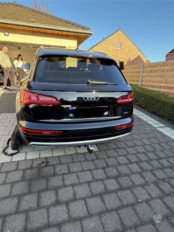 Melns Audi Q5 2017 Utena, ar dzinēja tilpumu 1.97 L un nobraukumu 233 tūkst. km par 23500 €, foto 3 vietnē AUTOMOTO.COM.LV