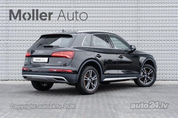 Black Audi Q5 2017 in Riga, with an engine capacity of 2.00 L and mileage of 204 thousand km for 21200 €, photo 4 on AUTOMOTO.COM.LV