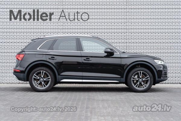 Black Audi Q5 2017 in Riga, with an engine capacity of 2.00 L and mileage of 204 thousand km for 21200 €, photo 5 on AUTOMOTO.COM.LV