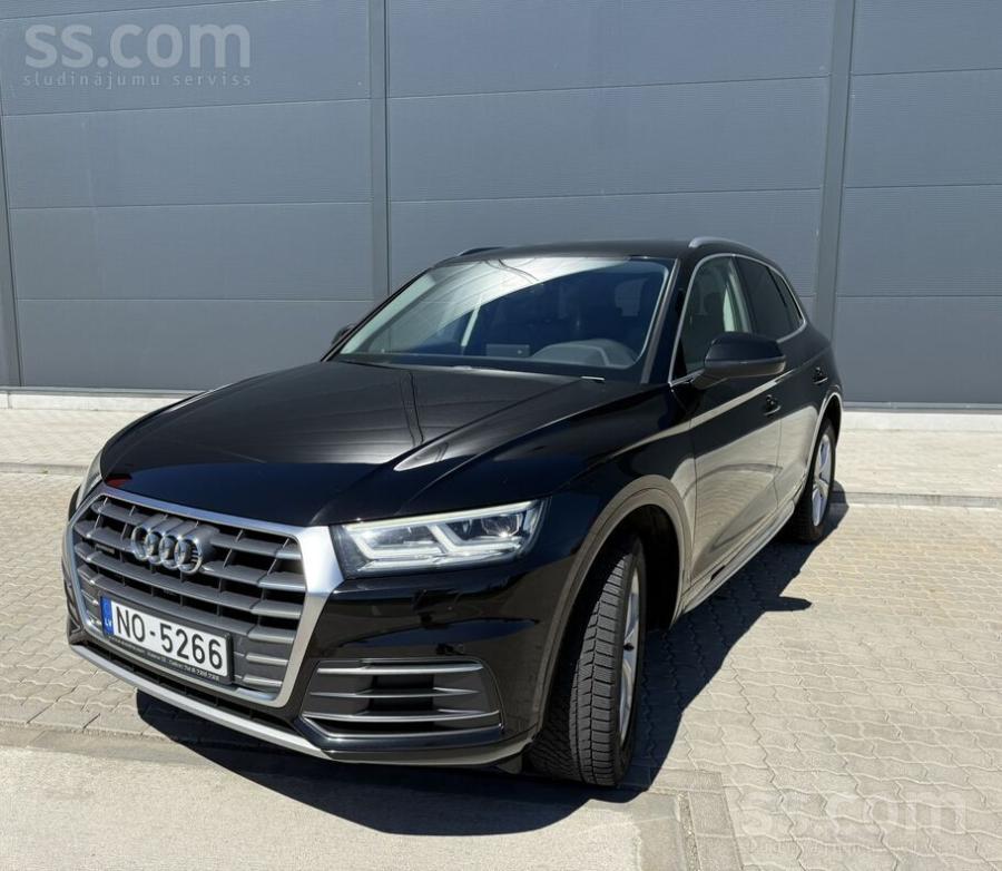 Black Audi Q5 2017 in Riga, with an engine capacity of 2.00 L and mileage of 116 thousand km for 21900 €, photo 4 on AUTOMOTO.COM.LV
