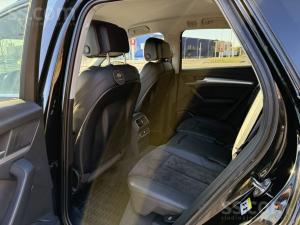 Black Audi Q5 2017 in Riga, with an engine capacity of 2.00 L and mileage of 116 thousand km for 21900 €, photo 14 on AUTOMOTO.COM.LV