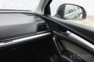 Черный Ауди Ку 5 2017 в Вентспилс, объемом двигателя 2.00 л и пробегом 260 тыс. км за 17850 €, фото 35 на AUTOMOTO.COM.LV