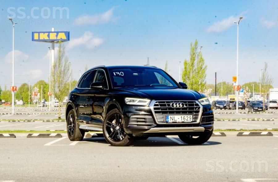 Black Audi Q5 2017 in Riga, with an engine capacity of 2.00 L and mileage of 255 thousand km for 16990 €, photo 3 on AUTOMOTO.COM.LV