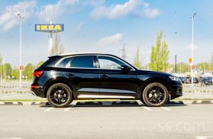 Black Audi Q5 2017 in Riga, with an engine capacity of 2.00 L and mileage of 255 thousand km for 16990 €, photo 9 on AUTOMOTO.COM.LV