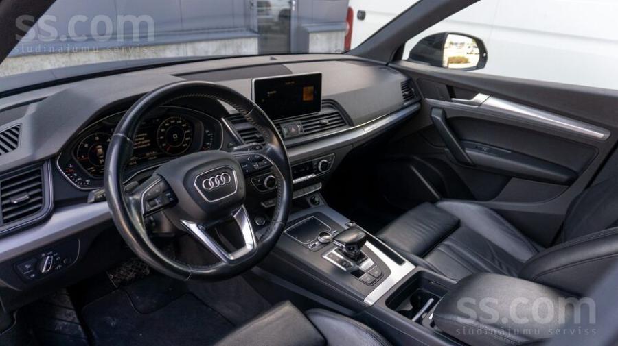 Black Audi Q5 2017 in Riga, with an engine capacity of 2.00 L and mileage of 255 thousand km for 16990 €, photo 10 on AUTOMOTO.COM.LV