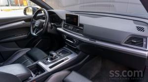 Black Audi Q5 2017 in Riga, with an engine capacity of 2.00 L and mileage of 255 thousand km for 16990 €, photo 11 on AUTOMOTO.COM.LV