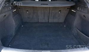 Black Audi Q5 2017 in Riga, with an engine capacity of 2.00 L and mileage of 255 thousand km for 16990 €, photo 29 on AUTOMOTO.COM.LV