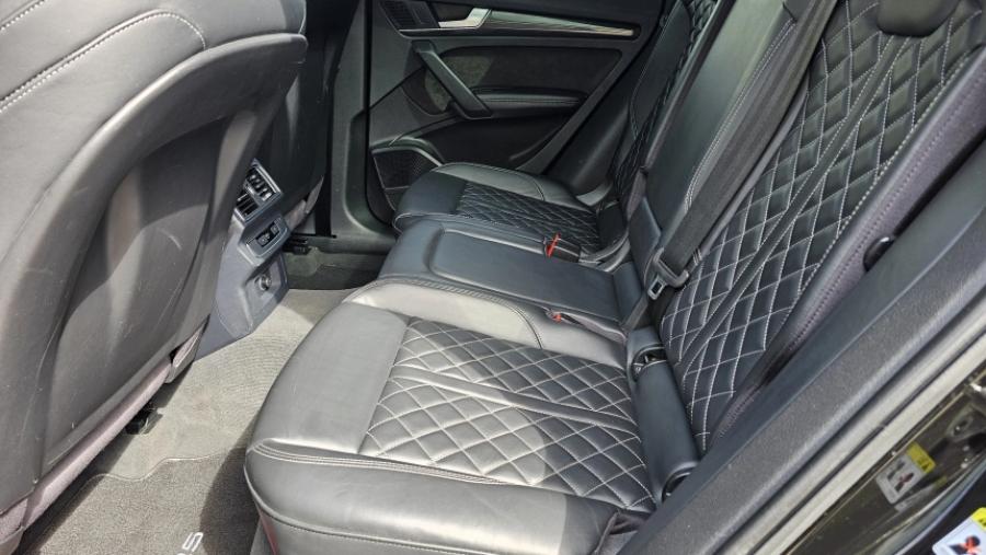 Melns Audi Q5 2017 Rīga, ar dzinēja tilpumu 3.00 L un nobraukumu 197 tūkst. km par 29500 €, foto 6 vietnē AUTOMOTO.COM.LV