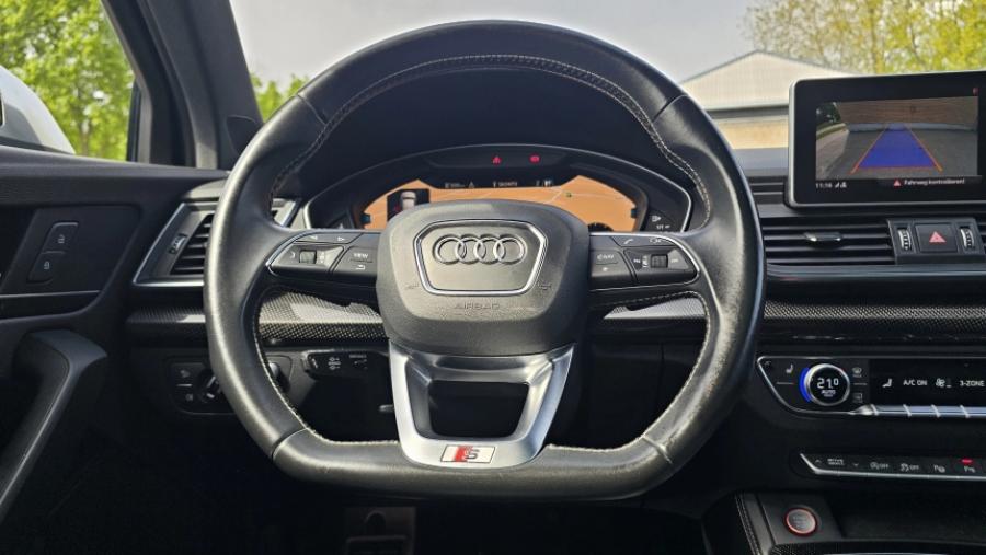 Melns Audi Q5 2017 Rīga, ar dzinēja tilpumu 3.00 L un nobraukumu 197 tūkst. km par 29500 €, foto 36 vietnē AUTOMOTO.COM.LV