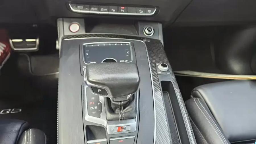 Melns Audi Q5 2017 Rīga, ar dzinēja tilpumu 3.00 L un nobraukumu 197 tūkst. km par 28900 €, foto 20 vietnē AUTOMOTO.COM.LV