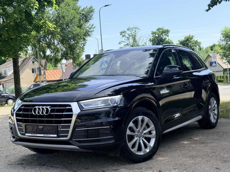 Melns Audi Q5 2017 Ukmergė, ar dzinēja tilpumu 1.97 L un nobraukumu 200 tūkst. km par 17350 €, foto 4 vietnē AUTOMOTO.COM.LV