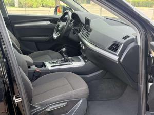Melns Audi Q5 2017 Ukmergė, ar dzinēja tilpumu 1.97 L un nobraukumu 200 tūkst. km par 17350 €, foto 8 vietnē AUTOMOTO.COM.LV