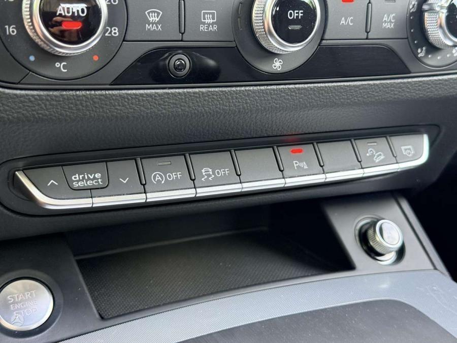 Melns Audi Q5 2017 Ukmergė, ar dzinēja tilpumu 1.97 L un nobraukumu 200 tūkst. km par 17350 €, foto 11 vietnē AUTOMOTO.COM.LV