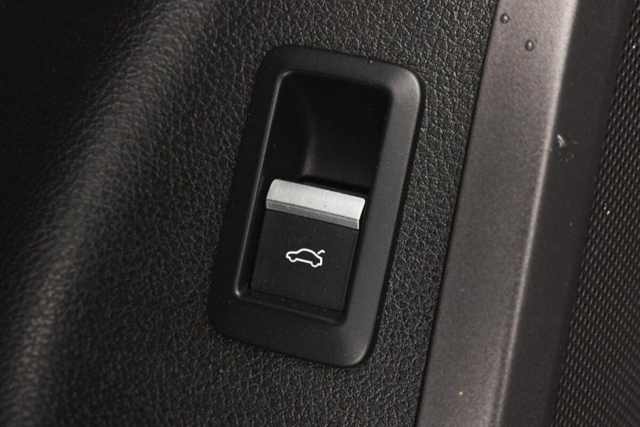 Черный Ауди Ку 5 2017 в Вентспилс, объемом двигателя 2.00 л и пробегом 260 тыс. км за 17850 €, фото 34 на AUTOMOTO.COM.LV