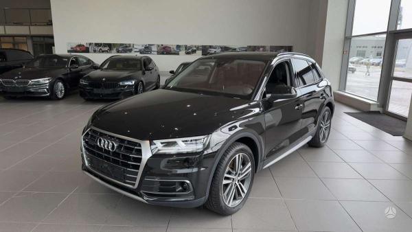 Melns Audi Q5 2017 Marijampole, ar dzinēja tilpumu 1.97 L un nobraukumu 151 tūkst. km par 23999 €, foto  vietnē AUTOMOTO.COM.LV