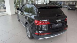 Melns Audi Q5 2017 Marijampole, ar dzinēja tilpumu 1.97 L un nobraukumu 151 tūkst. km par 23999 €, foto 8 vietnē AUTOMOTO.COM.LV