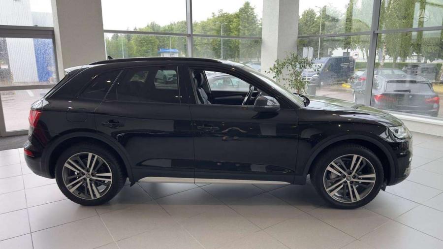 Melns Audi Q5 2017 Marijampole, ar dzinēja tilpumu 1.97 L un nobraukumu 151 tūkst. km par 23999 €, foto 12 vietnē AUTOMOTO.COM.LV