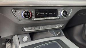 Melns Audi Q5 2017 Marijampole, ar dzinēja tilpumu 1.97 L un nobraukumu 151 tūkst. km par 23999 €, foto 27 vietnē AUTOMOTO.COM.LV