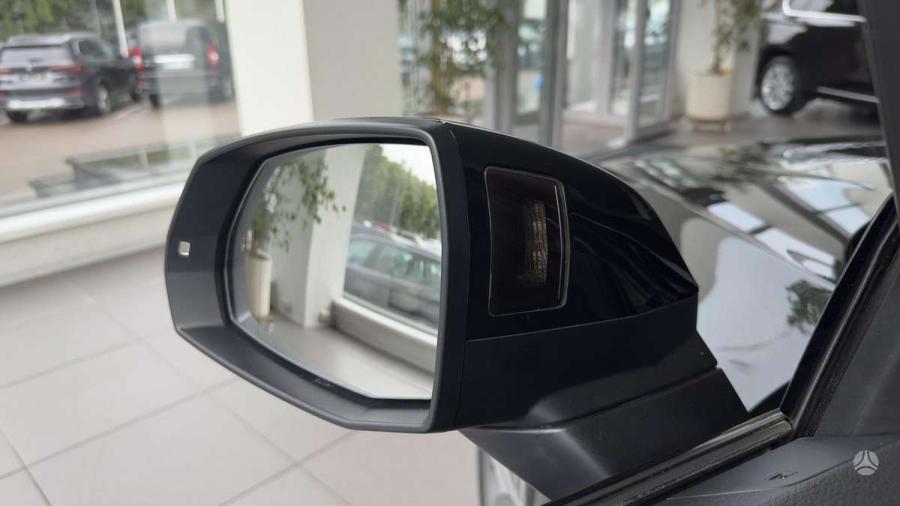 Melns Audi Q5 2017 Marijampole, ar dzinēja tilpumu 1.97 L un nobraukumu 151 tūkst. km par 23999 €, foto 30 vietnē AUTOMOTO.COM.LV