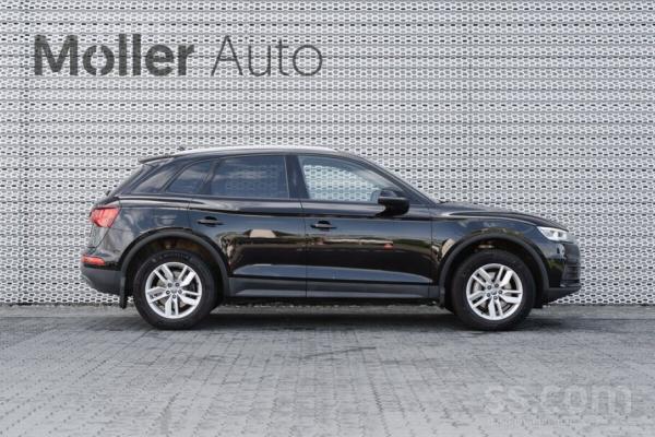 Black Audi Q5 2017 in Riga, with an engine capacity of 2.00 L and mileage of 127 thousand km for 24850 €, photo 5 on AUTOMOTO.COM.LV