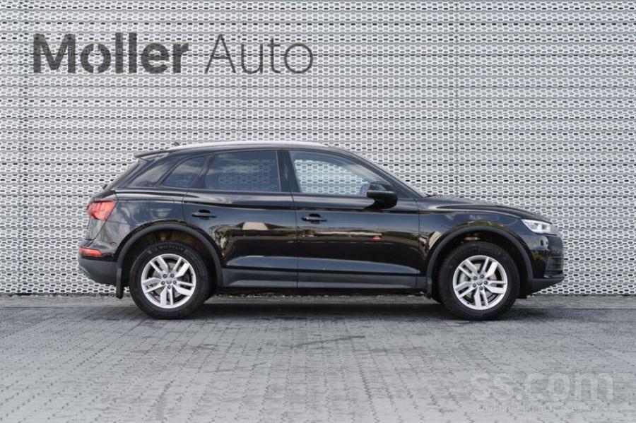Black Audi Q5 2017 in Riga, with an engine capacity of 2.00 L and mileage of 127 thousand km for 24850 €, photo 6 on AUTOMOTO.COM.LV