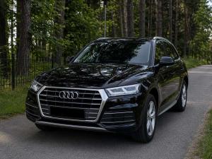 Black Audi Q5 2017 in Vilnius, with an engine capacity of 1.97 L and mileage of 293 thousand km for 17700 €, photo 4 on AUTOMOTO.COM.LV