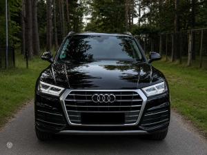 Black Audi Q5 2017 in Vilnius, with an engine capacity of 1.97 L and mileage of 293 thousand km for 17700 €, photo 5 on AUTOMOTO.COM.LV