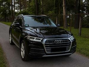 Black Audi Q5 2017 in Vilnius, with an engine capacity of 1.97 L and mileage of 293 thousand km for 17700 €, photo 6 on AUTOMOTO.COM.LV