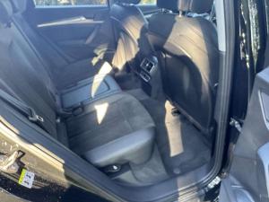 Black Audi Q5 2017 in Vilnius, with an engine capacity of 1.97 L and mileage of 293 thousand km for 17700 €, photo 13 on AUTOMOTO.COM.LV