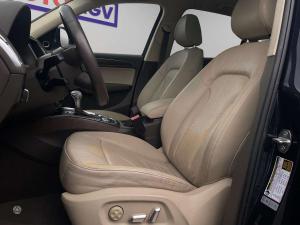 Black Audi Q5 2017 in Vilnius, with an engine capacity of 2.00 L and mileage of 125 thousand km for 16999 €, photo 14 on AUTOMOTO.COM.LV