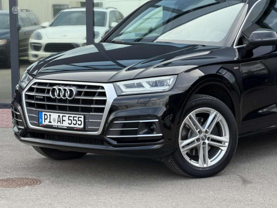 Black Audi Q5 2017 in Jonava, with an engine capacity of 1.97 L and mileage of 270 thousand km for 19990 €, photo 4 on AUTOMOTO.COM.LV