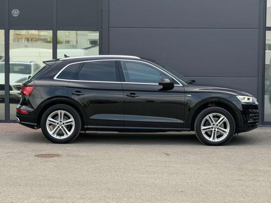 Black Audi Q5 2017 in Jonava, with an engine capacity of 1.97 L and mileage of 270 thousand km for 19990 €, photo 12 on AUTOMOTO.COM.LV