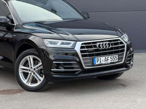 Black Audi Q5 2017 in Jonava, with an engine capacity of 1.97 L and mileage of 270 thousand km for 19990 €, photo 15 on AUTOMOTO.COM.LV