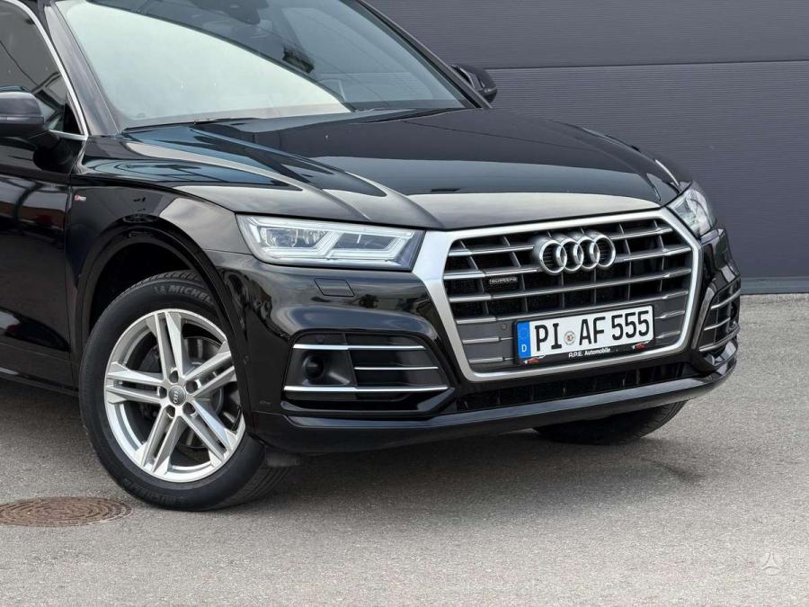 Black Audi Q5 2017 in Jonava, with an engine capacity of 1.97 L and mileage of 270 thousand km for 19990 €, photo 15 on AUTOMOTO.COM.LV