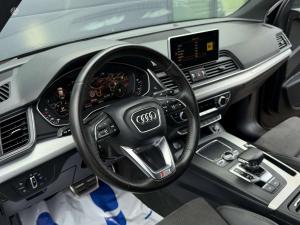 Black Audi Q5 2017 in Jonava, with an engine capacity of 1.97 L and mileage of 270 thousand km for 19990 €, photo 22 on AUTOMOTO.COM.LV